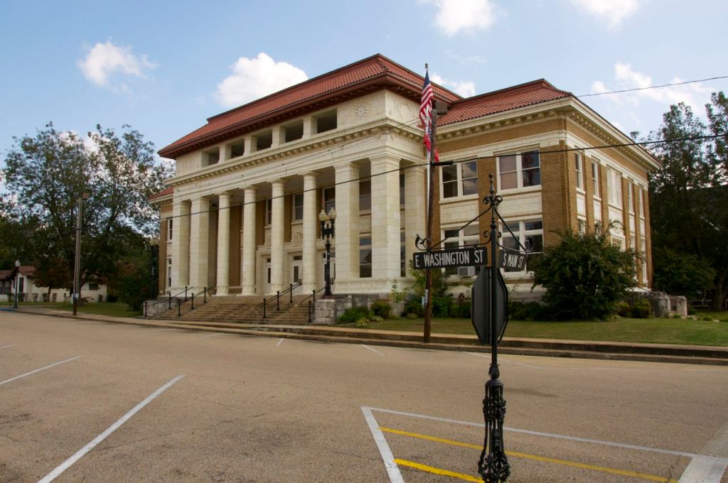 N. W. Overstreet-designed Alcorn County Courthouse Centennial on ...