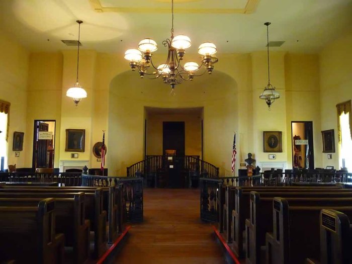 Going Inside: Old Warren County Courthouse – Preservation in Mississippi