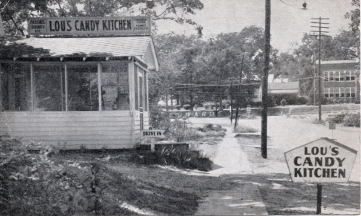 Vacation Postcards: Lou’s Candy Kitchen, Edwards – Preservation in ...