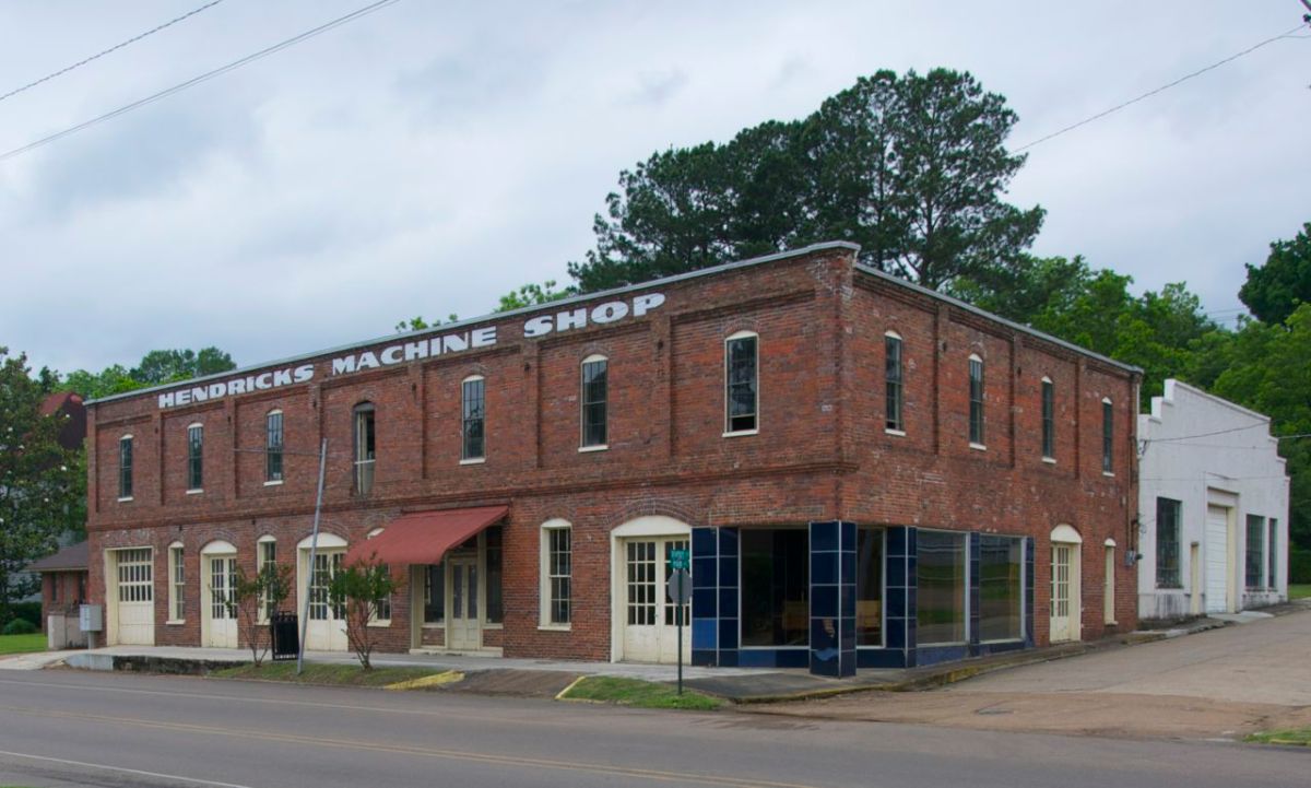 Suzassippi’s Mississippi: Canted Corner Entrances – Preservation in ...