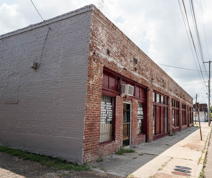 arched-window-on-side-elevation – Preservation in Mississippi